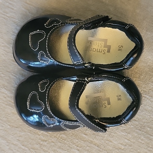Smart step | Shoes | Smart Step Black Patent Leather Mary Jane Shoes Hearts Hook Loop Closure 5w ...